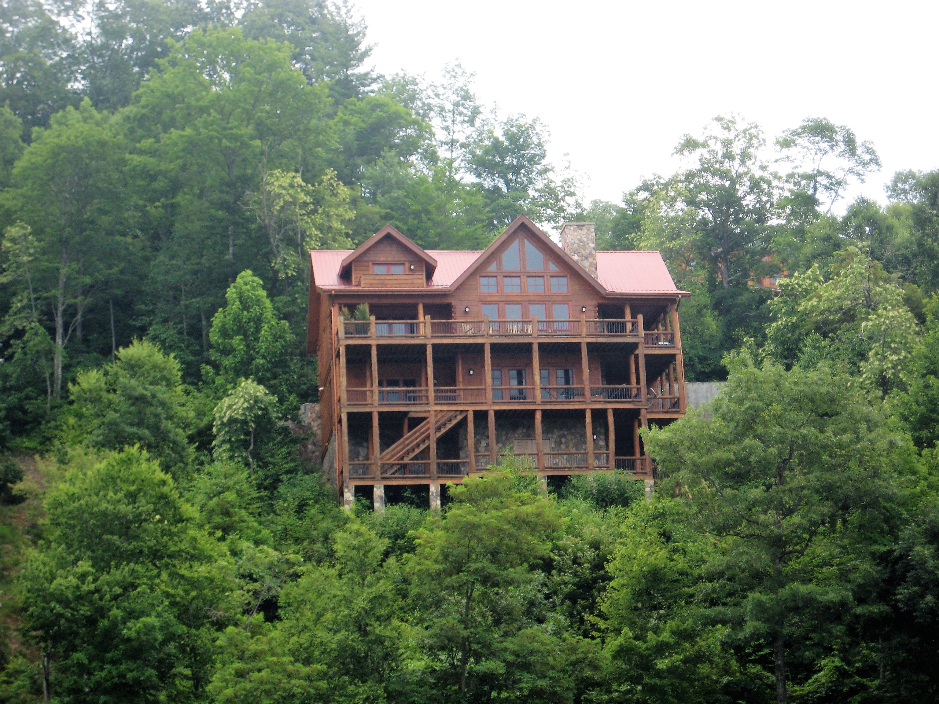 Locations Hub - Lake Nantahala