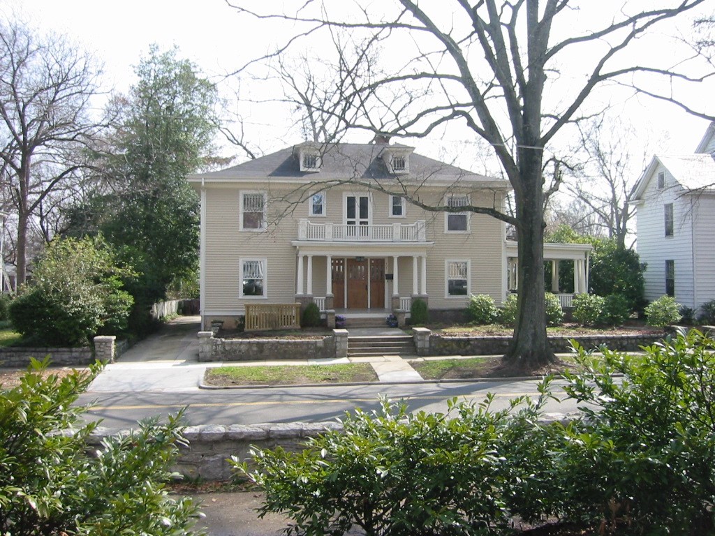Locations Hub - Trinity Park Neighborhood