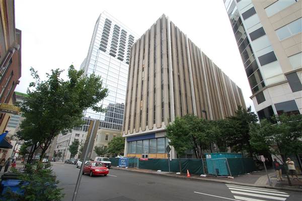 Locations Hub - Moore Square Station