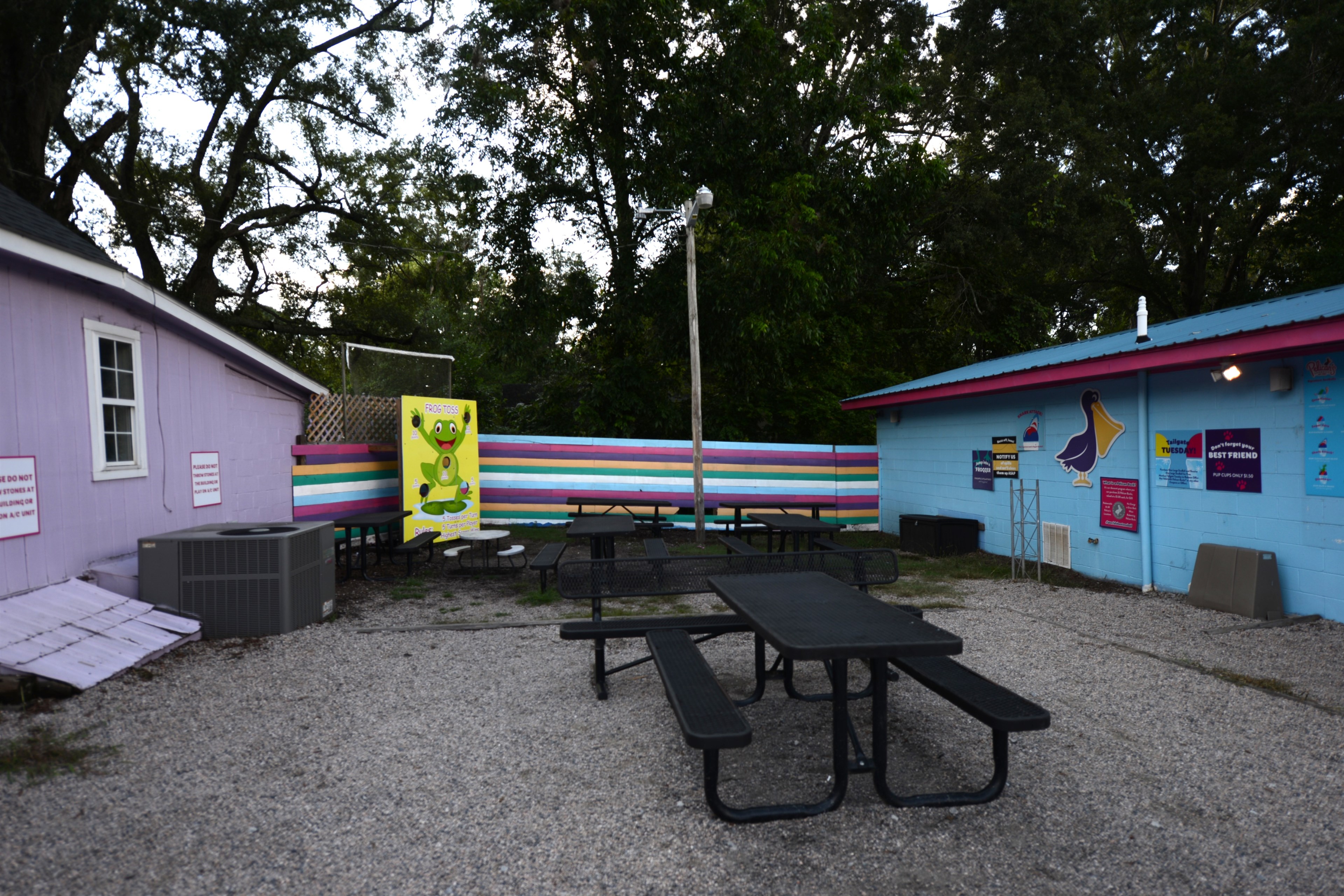 Locations Hub - Pelicans