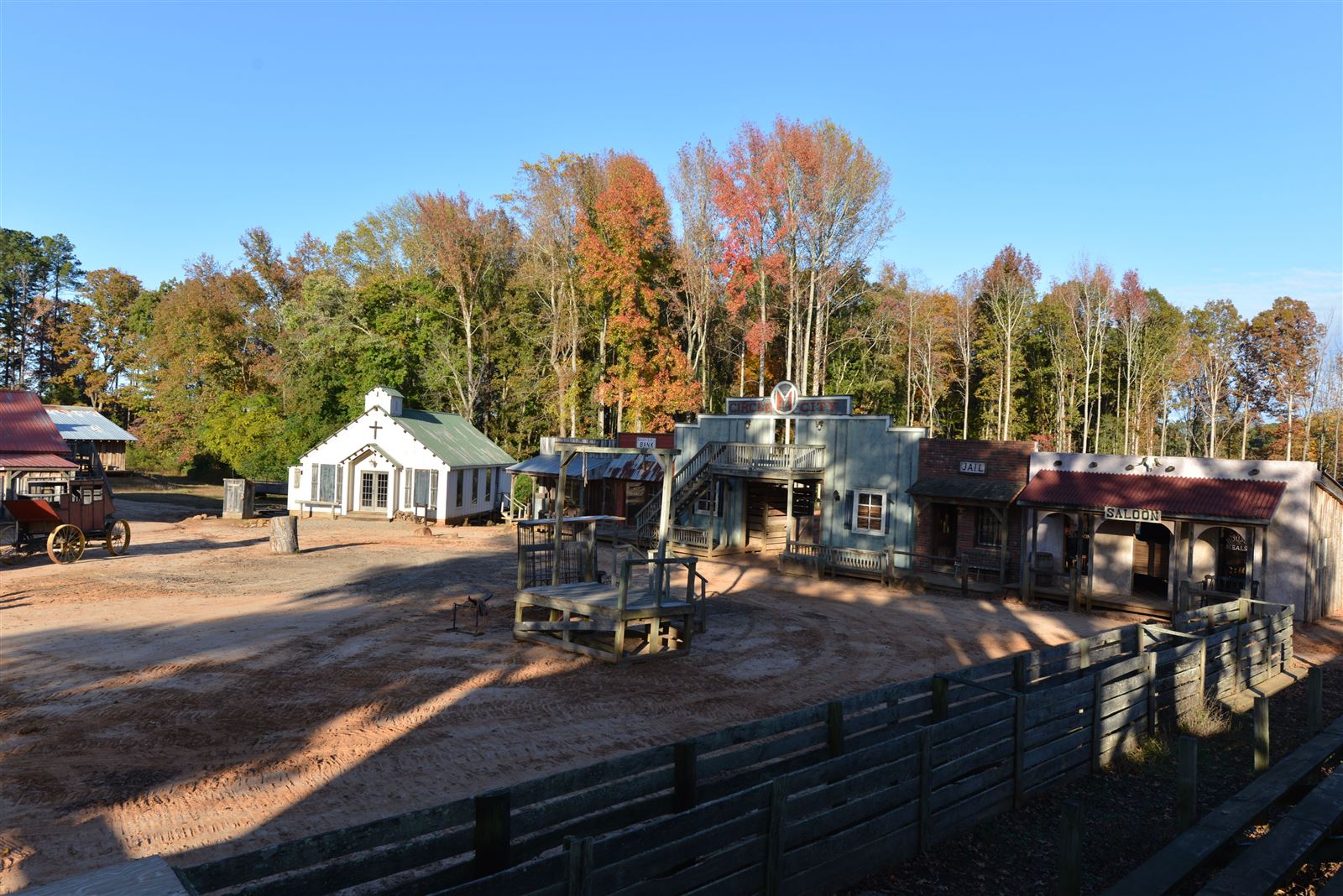 Locations Hub - Circle M Ranch